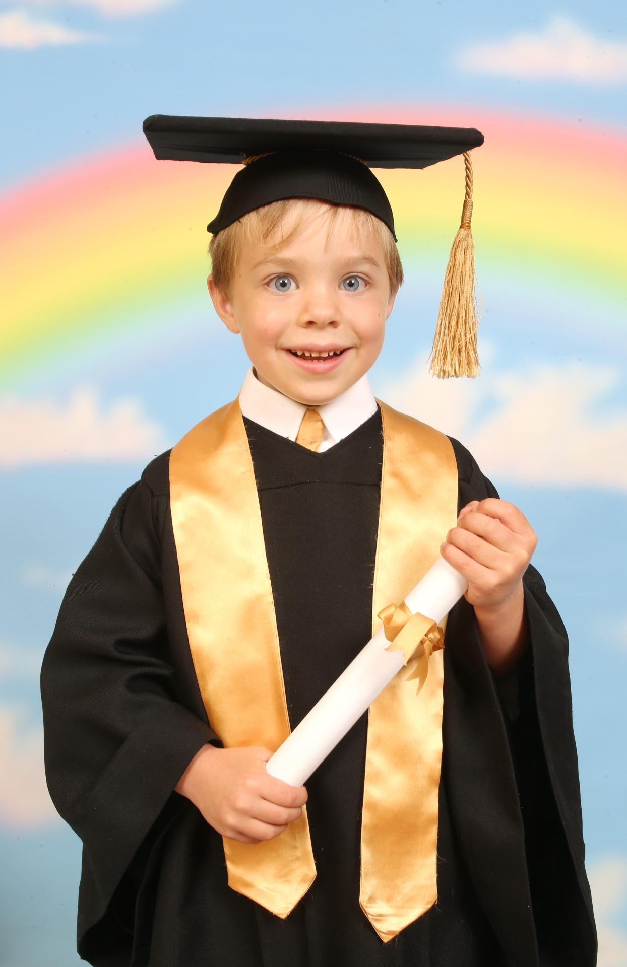 IN PICTURES: Adorable! Graduation Day at busy Tipperary preschool ...