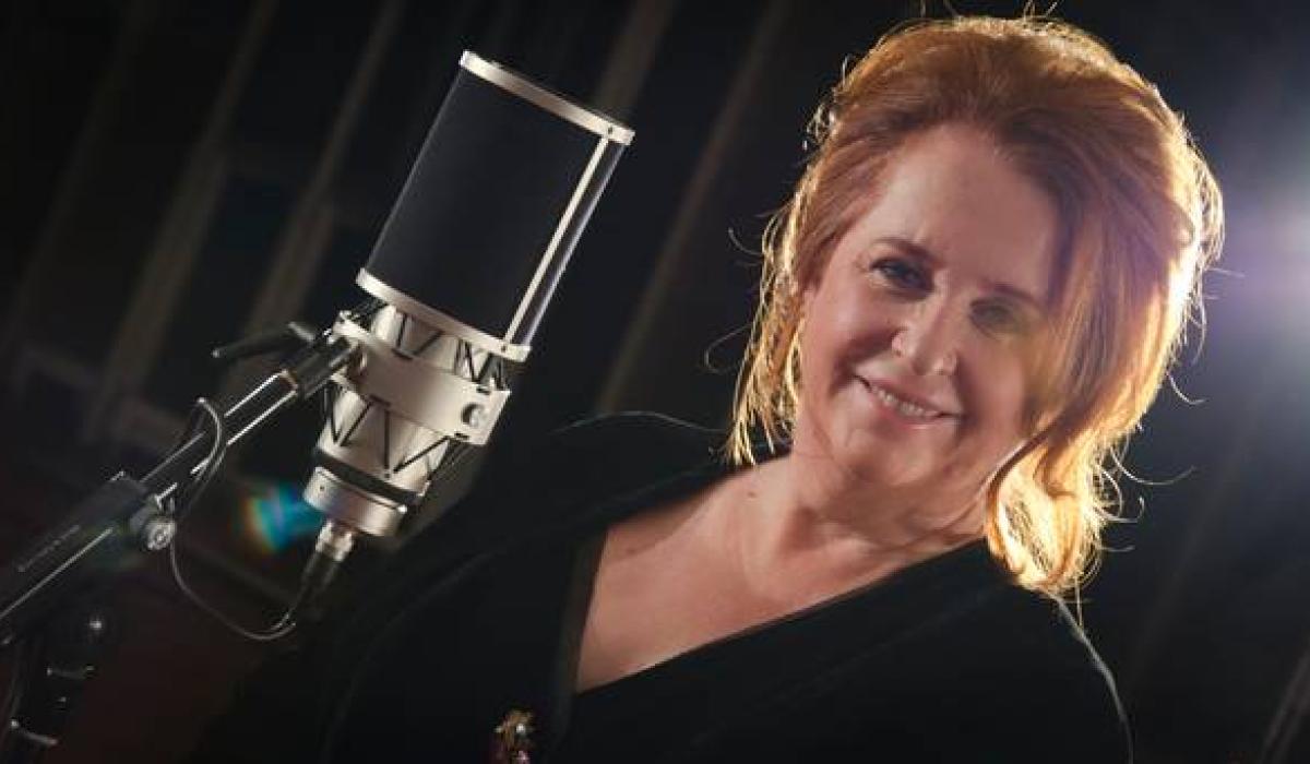 Renowned singer Mary Coughlan plays Raheen House Hotel this April ...