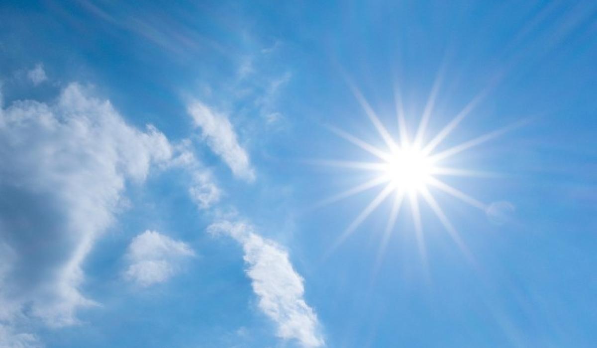Here comes the sun! Met Éireann forecast a scorcher this weekend ...