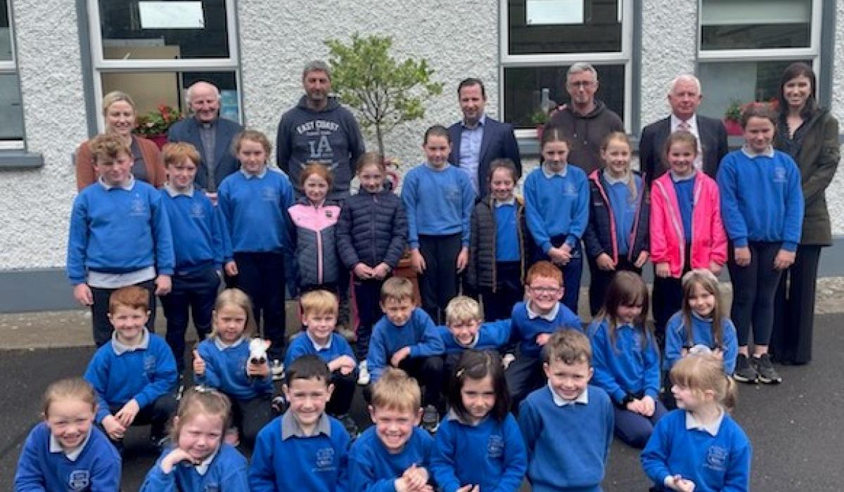 Smiles all round as sod turned at Barnane National School - Tipperary Live