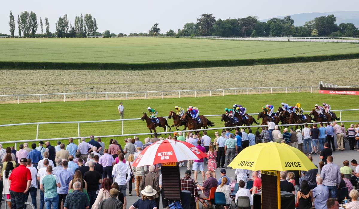 New date set for next Tuesday for horse racing meeting in Clonmel ...