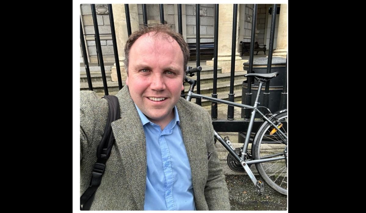 Well-known TD suffers bloody injury after falling from bike on busy ...