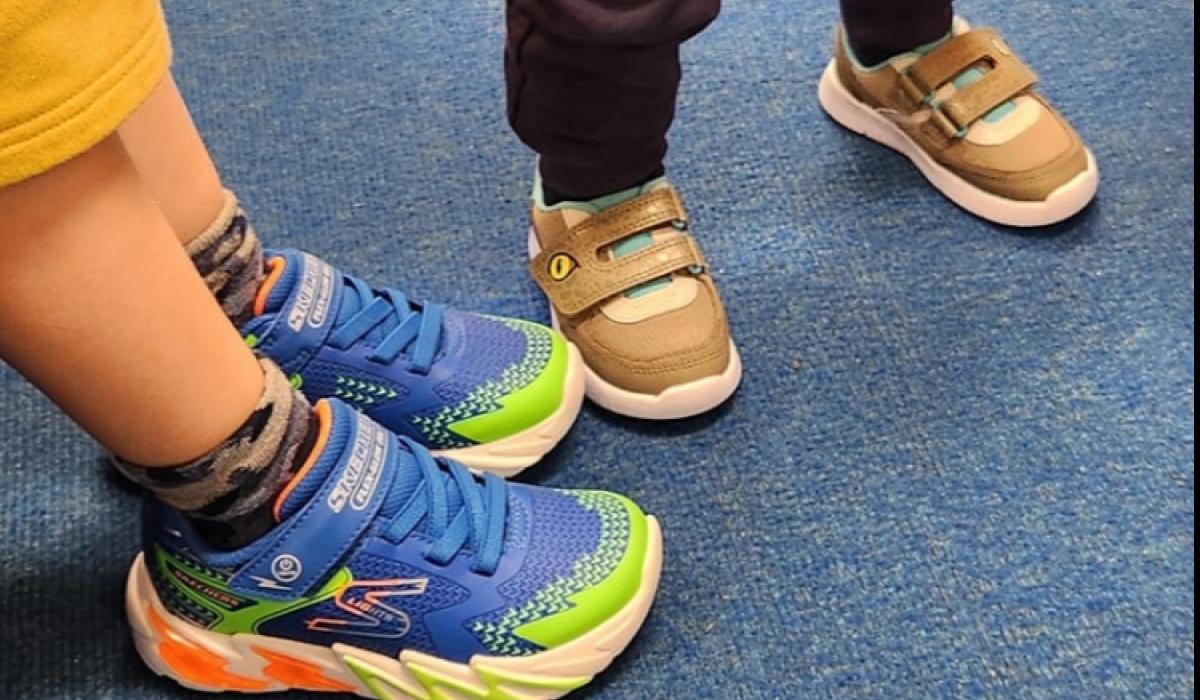 Tipp politician shares beautiful moment with kids at local business on ...