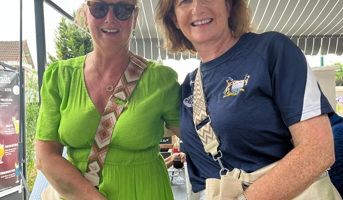 Daire Lynch supporters make the trip from Tipperary to Paris to support ...