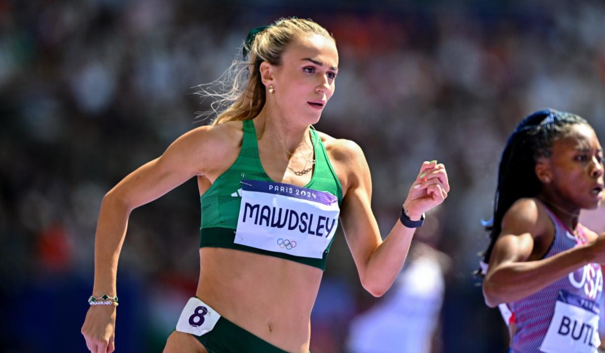 Sharlene Mawdsley must race again after finishing fourth in 400m heat ...