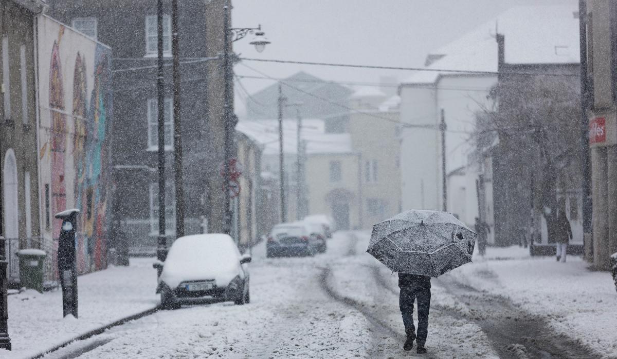 PICTURE: Taking the safest route in snow covered Clonmel town centre ...