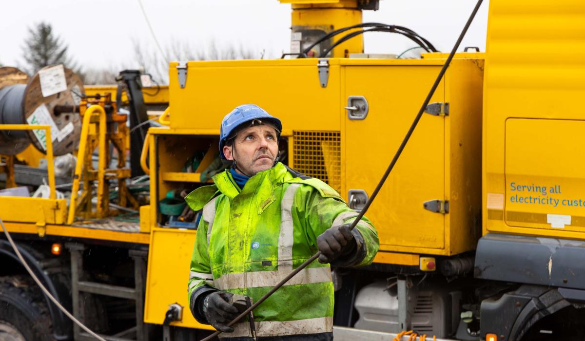 100,000 homes could be left without power for two weeks as a result of ...