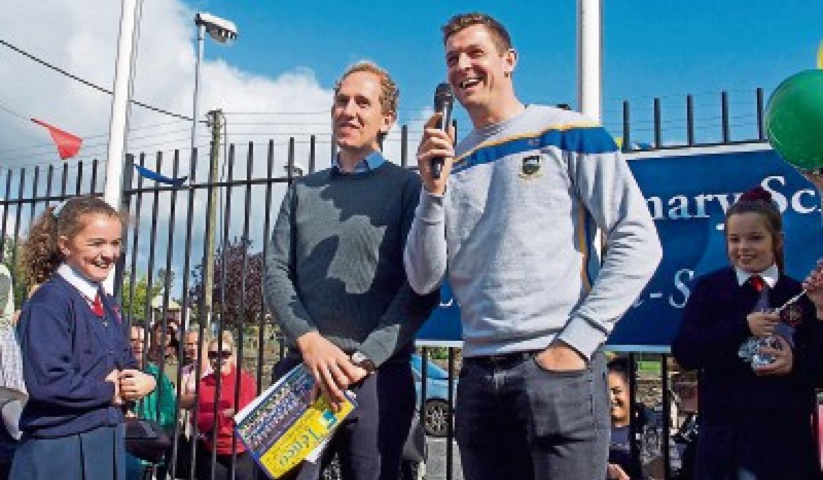 Tipperary hurling captain visits Carrick-on-Suir to raise school’s 7th ...