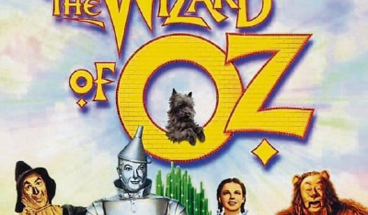 Cashel pantomime society chorus singing on this Wednesday - Tipperary Live