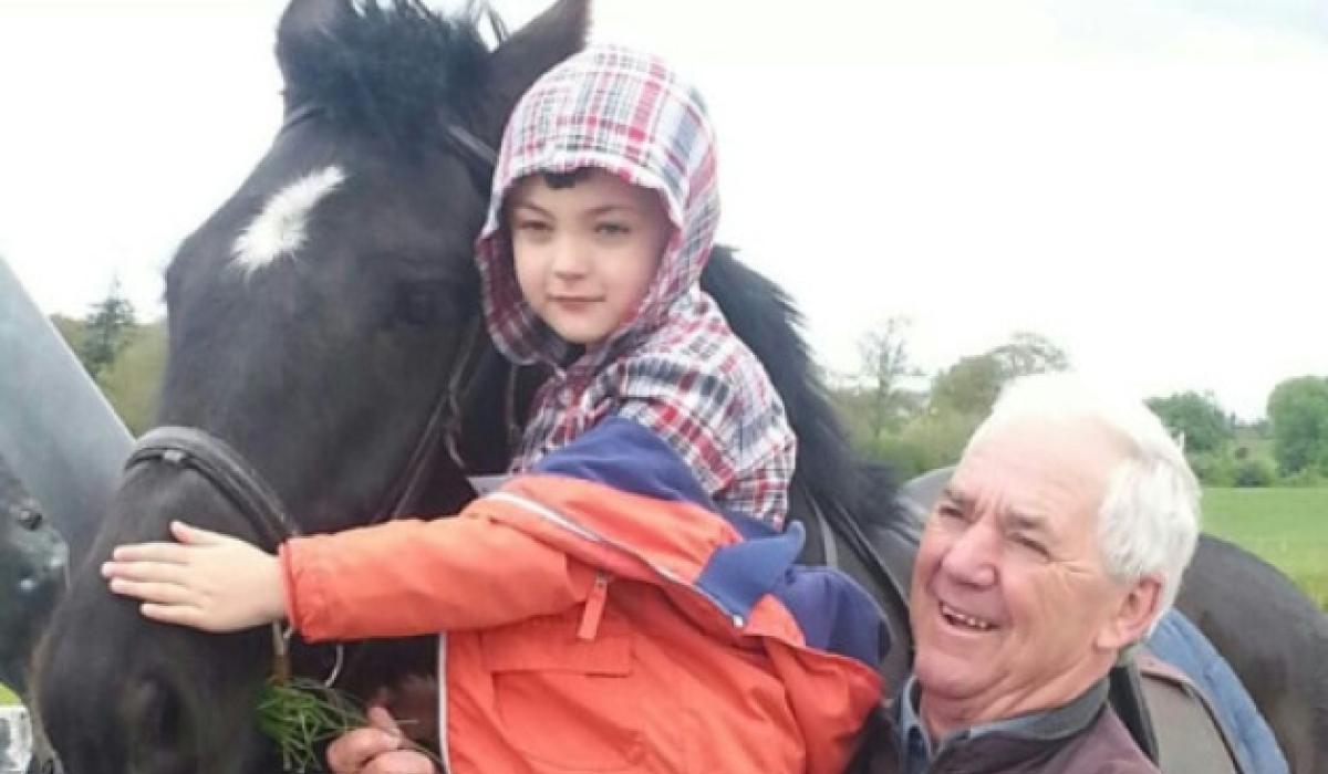 Kelly clan gathering attracts bumper turnout - Tipperary Live