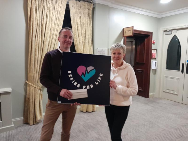 Tipperary GAA club shows its community spirit with donation to Defibs ...