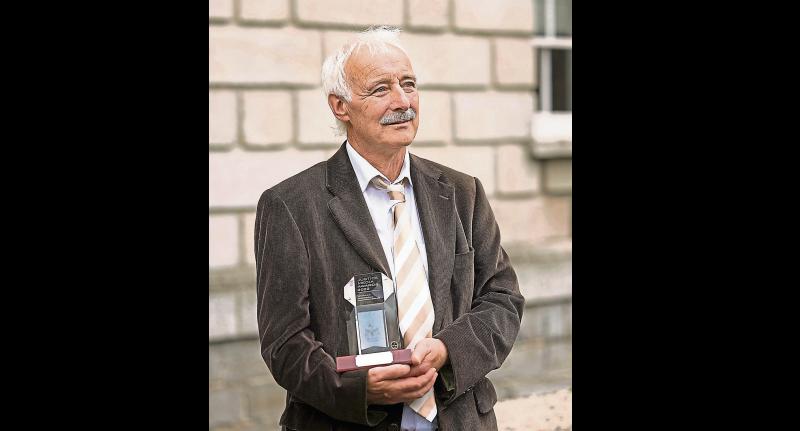 Much-loved Tipperary Star journalist Ronan Dodd retires after decades ...