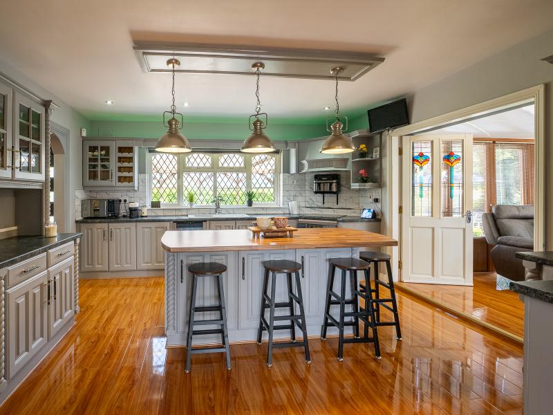 Revealed: Stunning six-bedroom house in Tipperary for under €700,000 - Tipperary Live