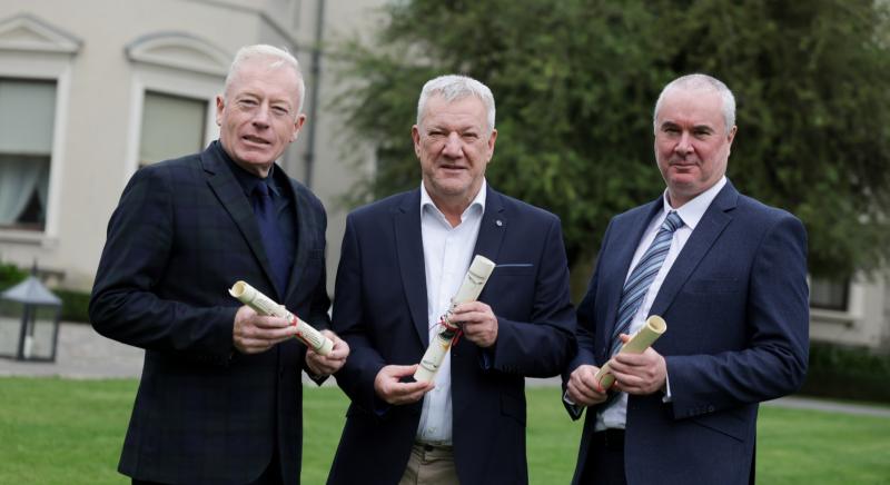 Gardaí receive bravery award for saving man who had 'doused himself in petrol' - Tipperary Live