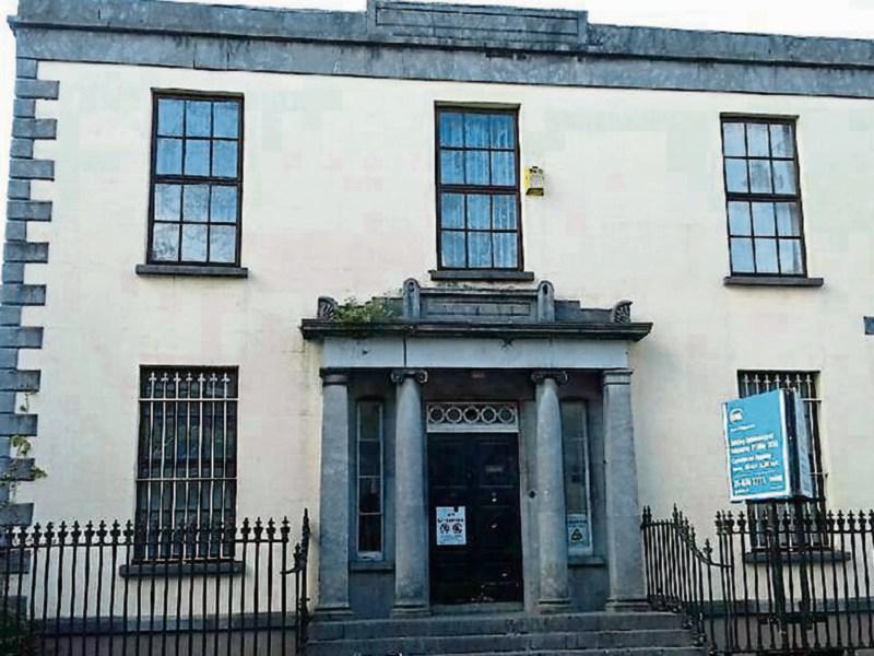 Former museum and library building in Clonmel sold for €162,000 ...