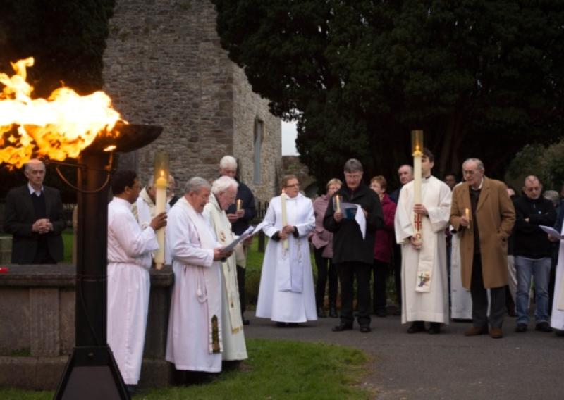 Parishes join for the lighting of the Paschal Fire - Tipperary Live