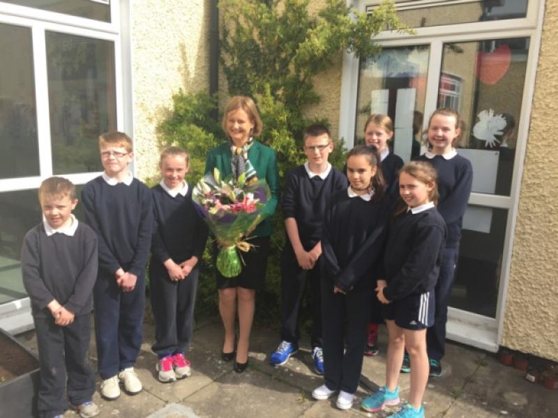 Deirdre Clune MEP visits the Holy Trinity National School in Fethard ...