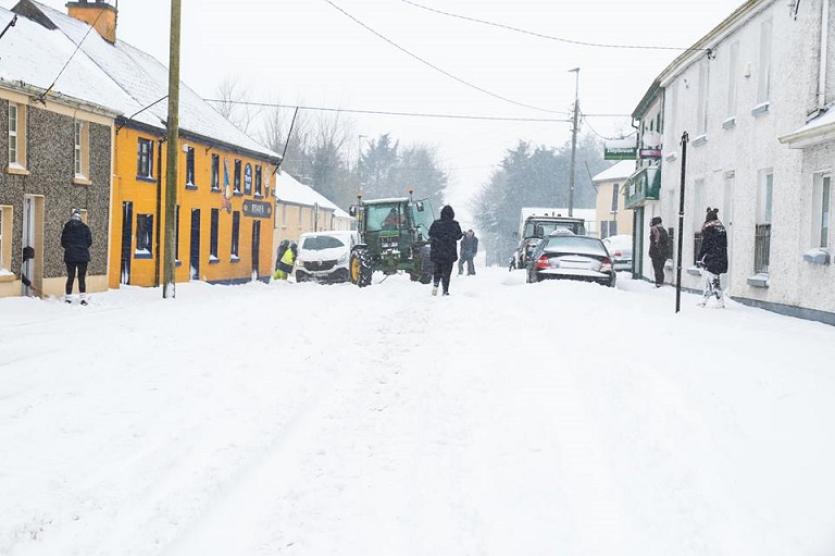 Storm Emma: Heavy snow still falling in the Slieveardagh Hills - Photo ...