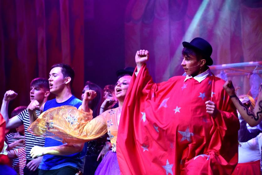 Picture gallery: Standing ovations for Thurles CBS musical The Greatest ...