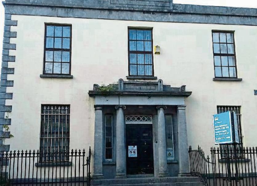 Former museum and library building in Clonmel sold for €162,000 ...