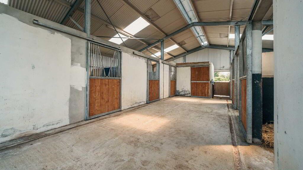Five bedroom property with 'American style' stables on sale in ...