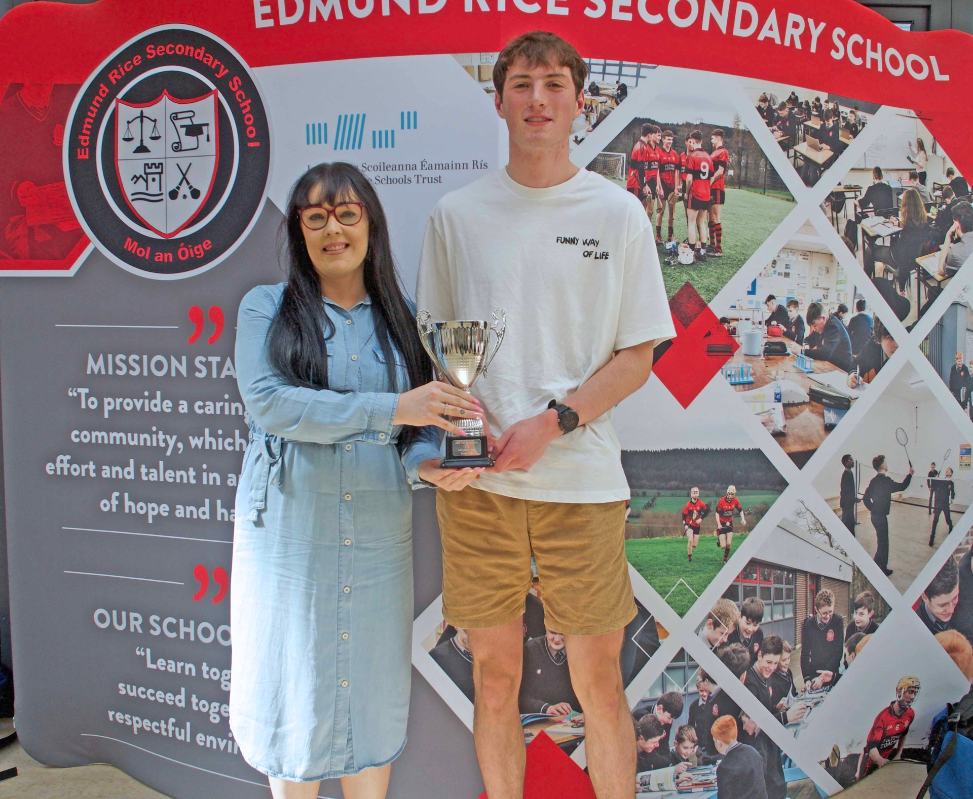 Carrick-on-Suir school welcomed back Leaving Cert class of 2023 for lunch - Tipperary Live