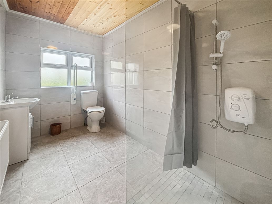 This pretty little cottage in Tipperary is more than meets the eye ...